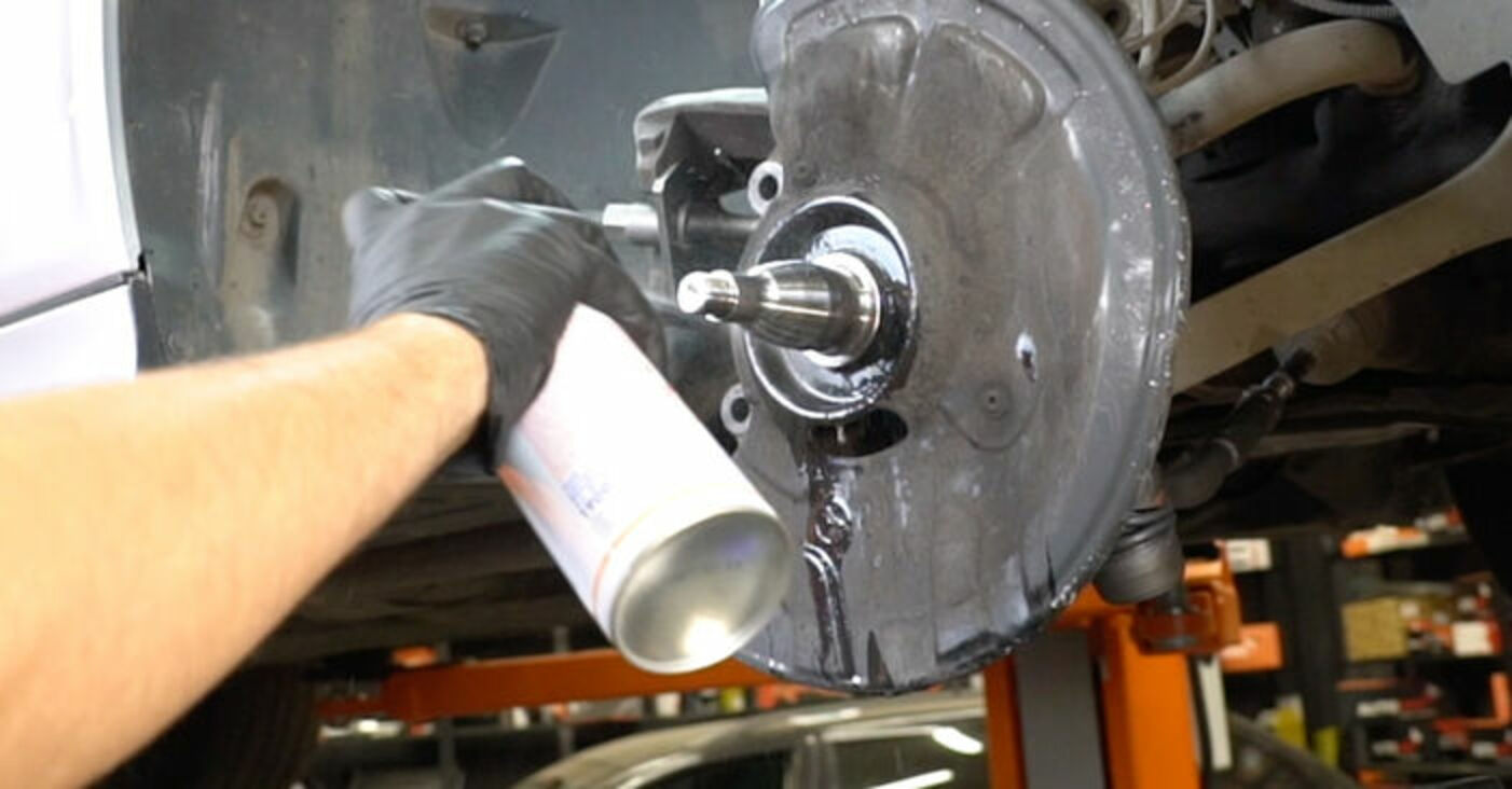 How to change front wheel bearing on Mercedes W211 – replacement guide