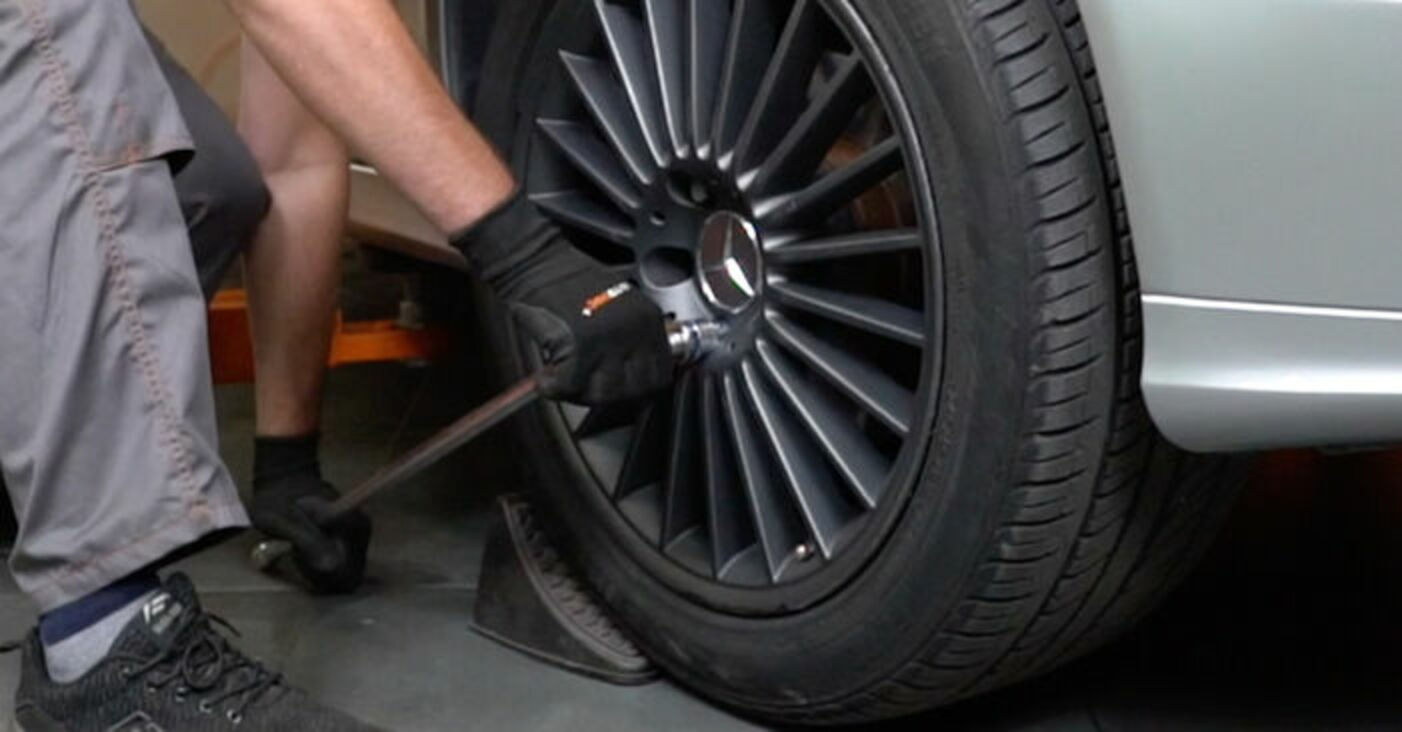 How to change front wheel bearing on Mercedes W211 – replacement guide