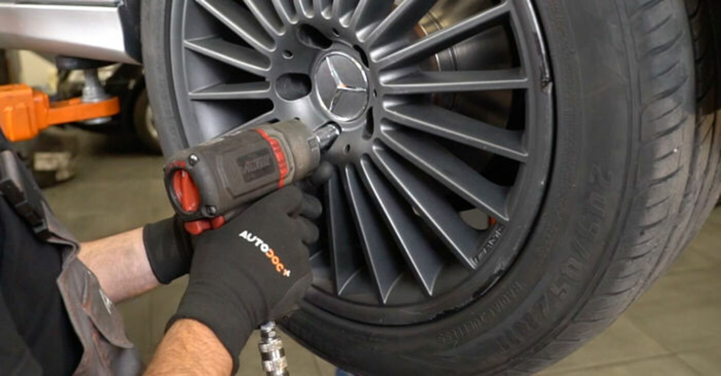 How to change front wheel bearing on Mercedes W211 – replacement guide