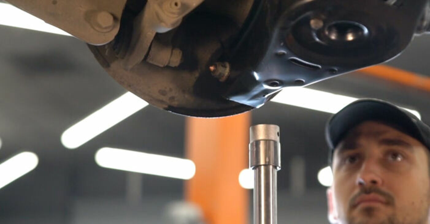 How to change rear coil springs on Mercedes W169 – replacement guide
