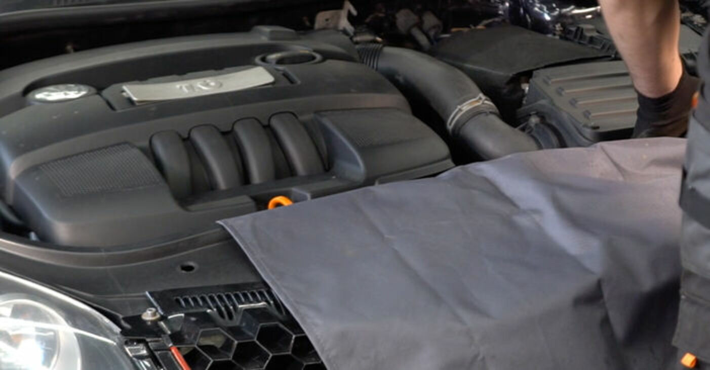 How to change spark plugs on VW Golf 5 – replacement guide
