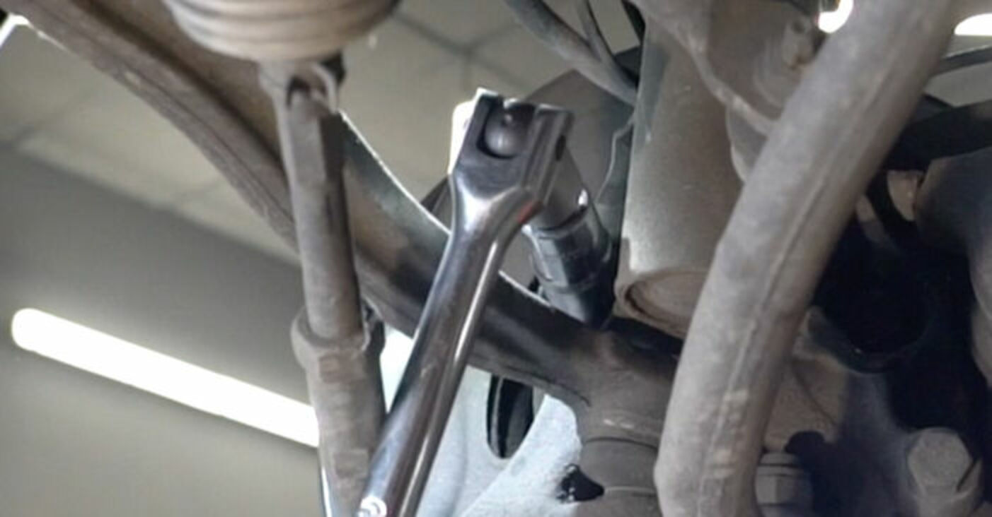 How to change front strut mount on Mercedes W203 – replacement guide