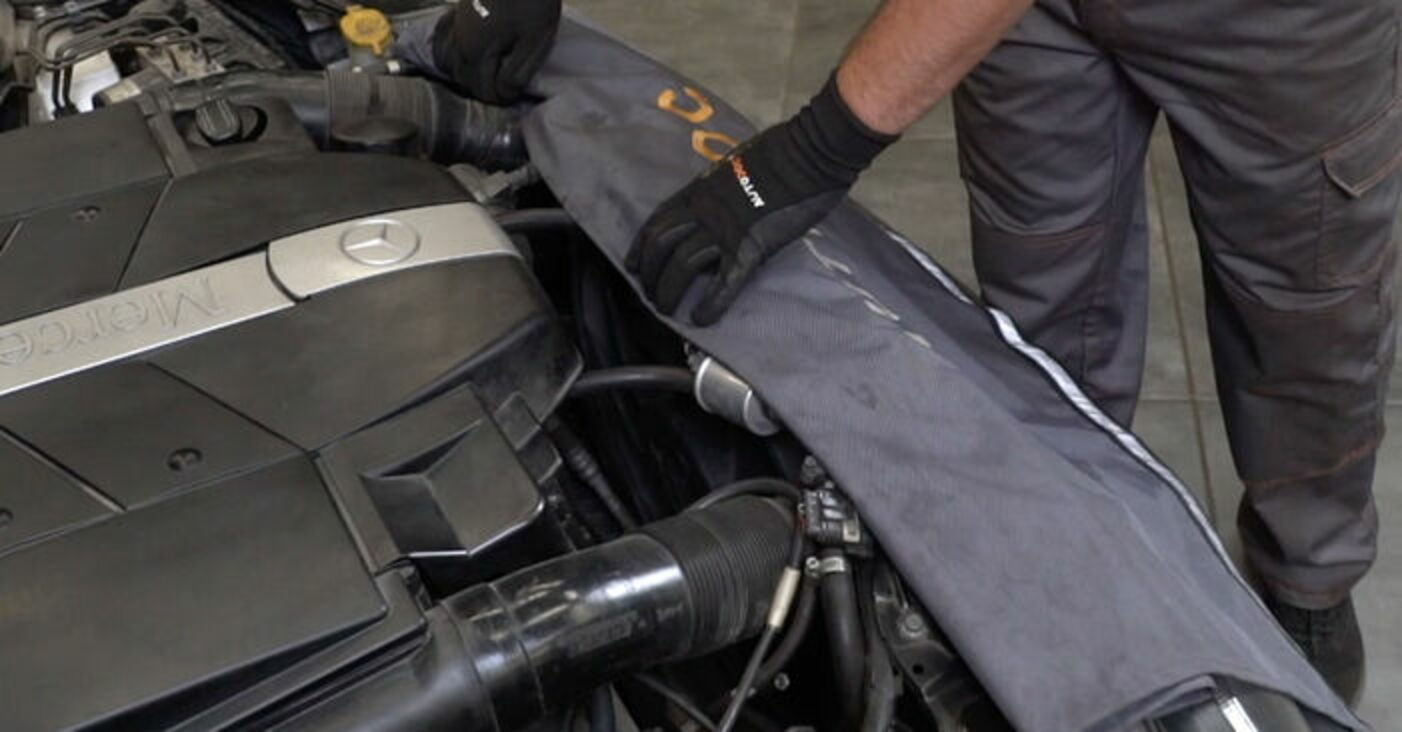 How to change front strut mount on Mercedes W203 – replacement guide