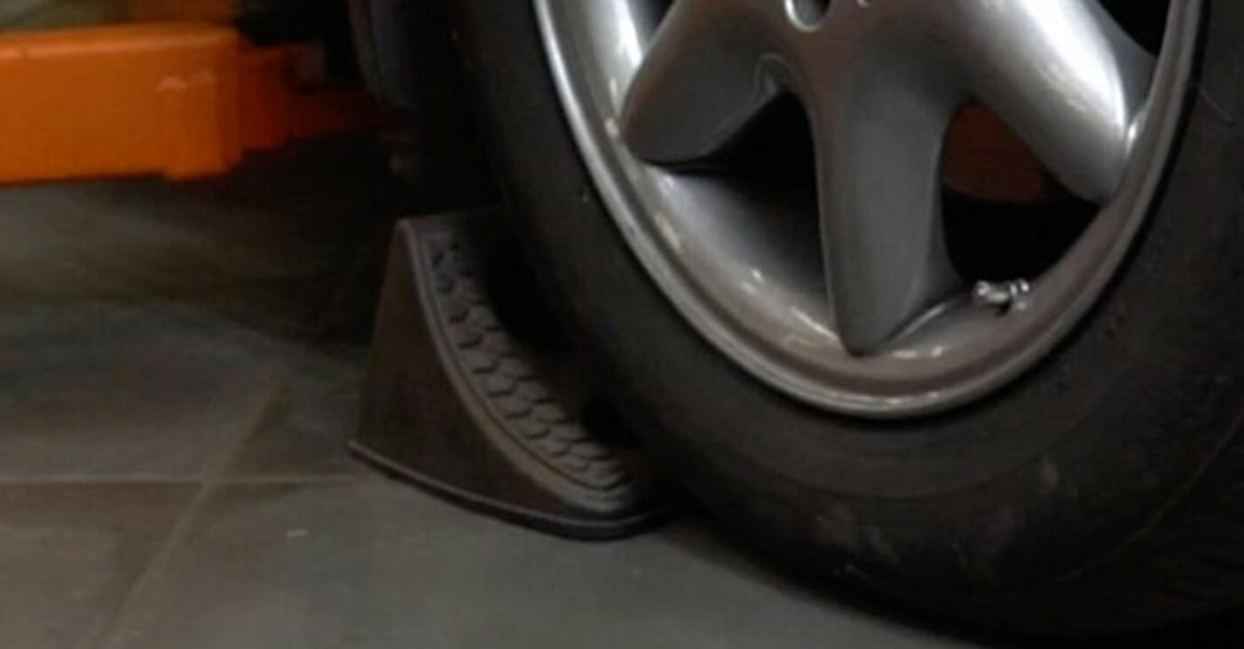 How to change front strut mount on Mercedes W203 – replacement guide