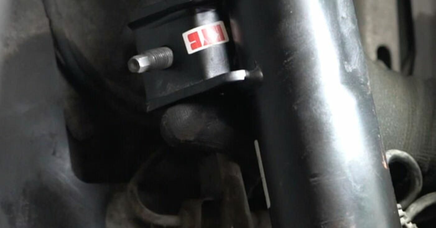 How to change front strut mount on Mercedes W203 – replacement guide
