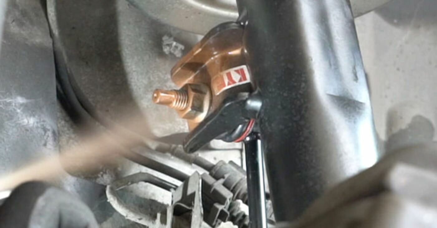 How to change front strut mount on Mercedes W203 – replacement guide