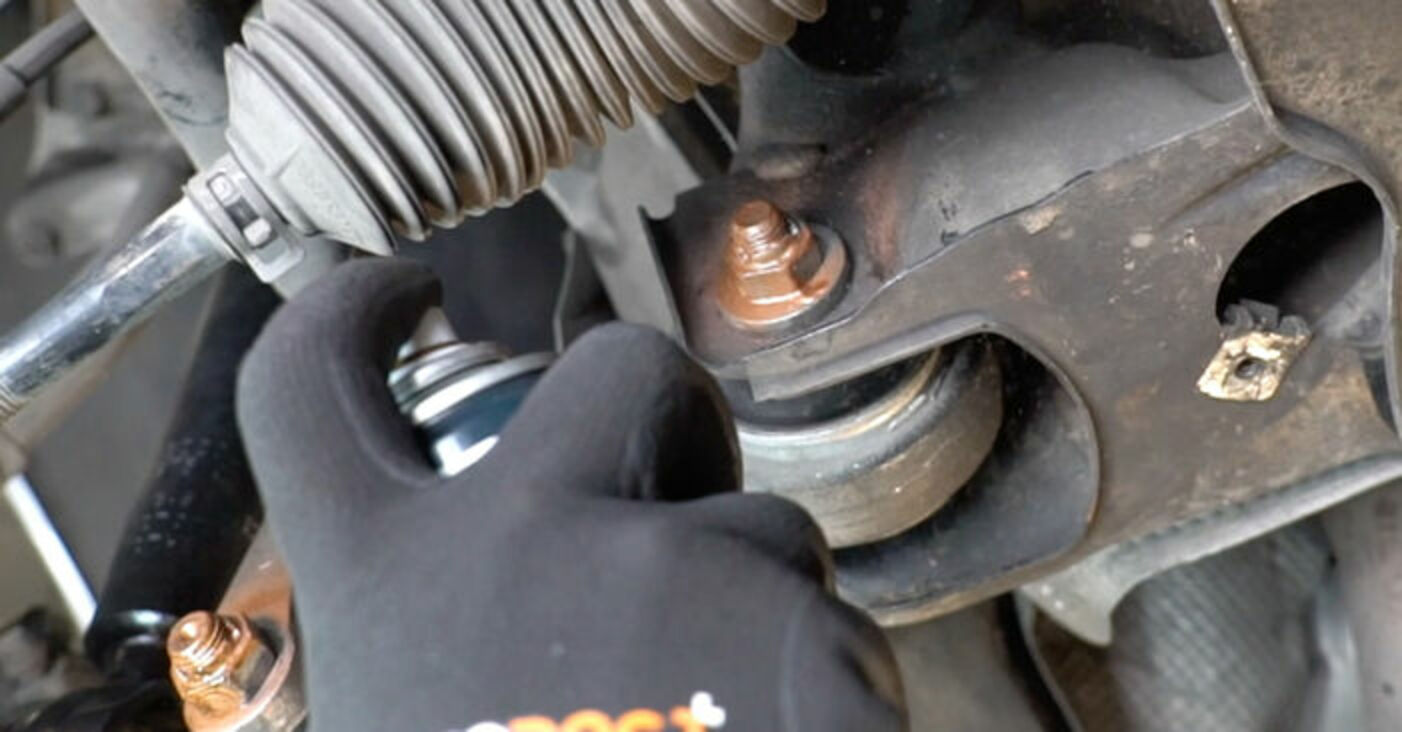 How to change front suspension strut on Mercedes W211 – replacement guide