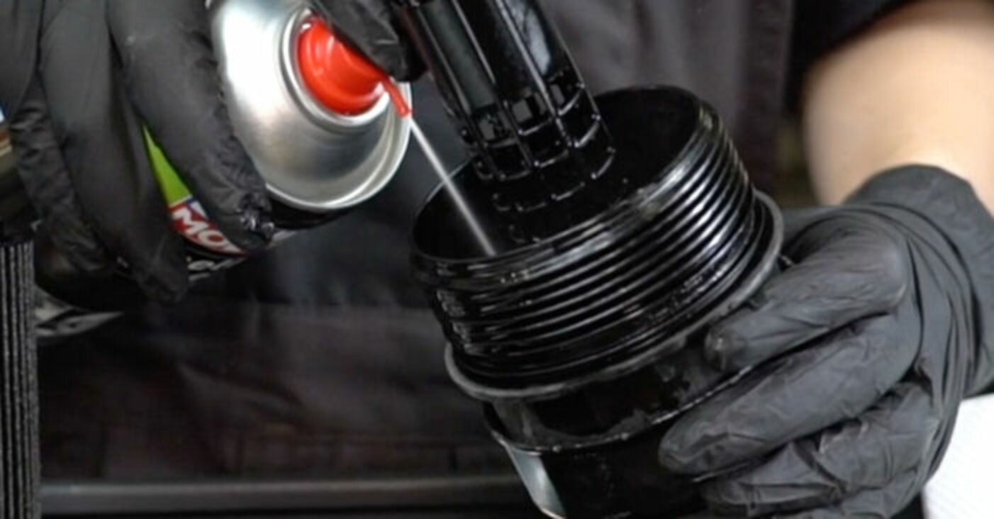How to change engine oil and filter on Mercedes W204 – replacement guide