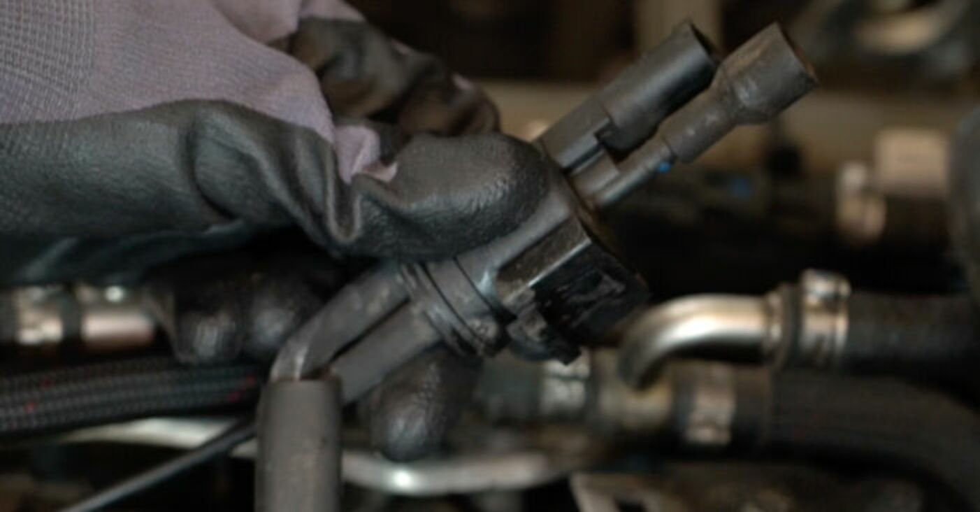 How to change fuel filter on Mercedes W204 – replacement guide