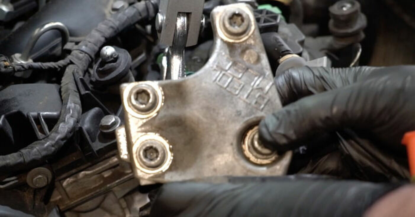 How to change water pump & timing belt kit on CITROËN JUMPY Box ...