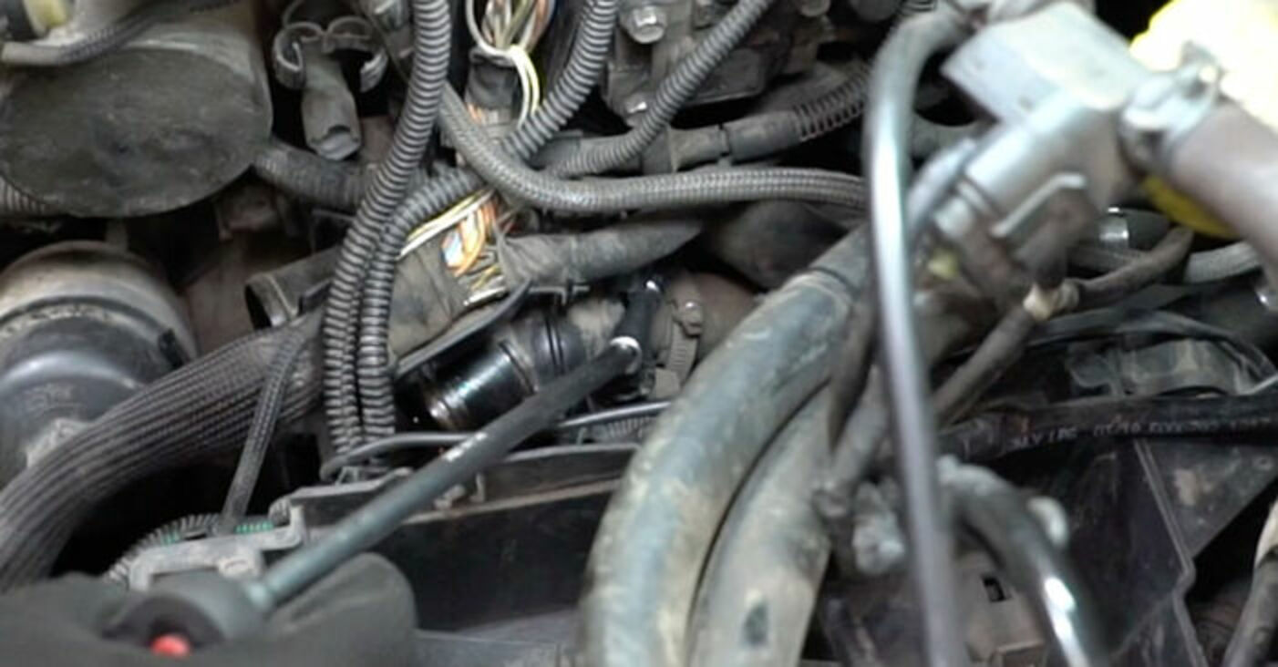 Comment changer : calorstat sur PEUGEOT 308 I 3/5 portes (4A, 4C ...