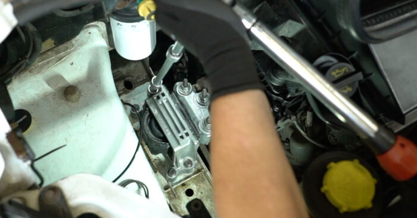 How to change left engine mounts on FORD Transit Mk6 Minibus (V347 ...