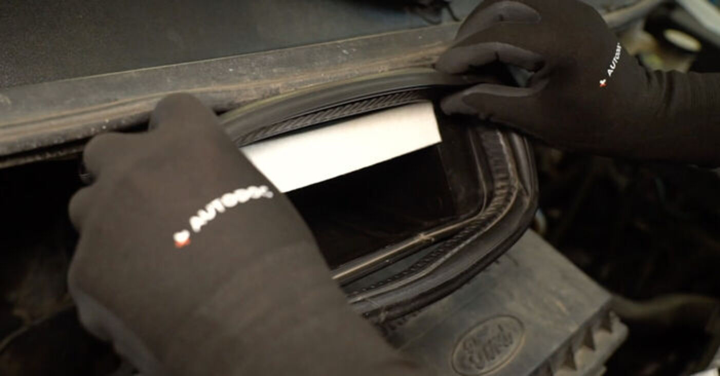 How to change pollen filter on FORD Transit Mk6 Caja / Chasis (V347 ...