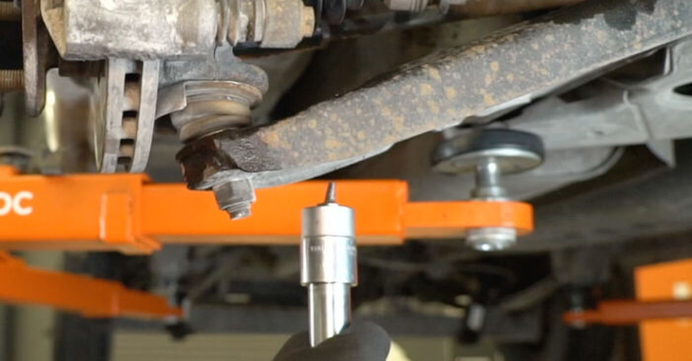 How to change front wheel bearing on Ford Transit Mk7 van – replacement ...