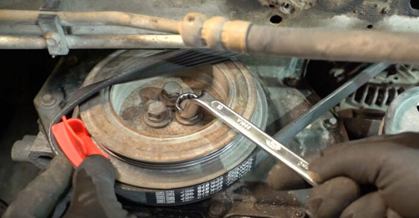 How to change serpentine belt on Ford Transit Mk7 van – replacement guide