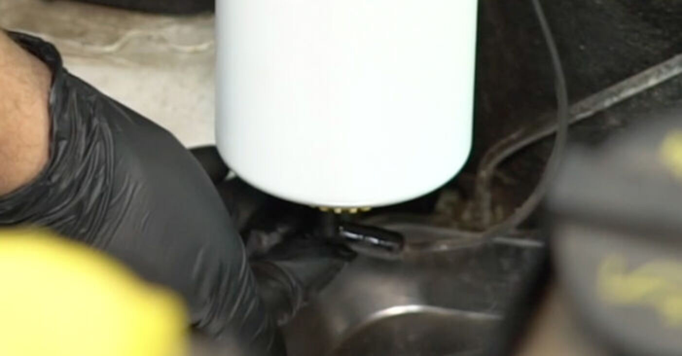 How to change fuel filter on Ford Transit Mk7 van – replacement guide