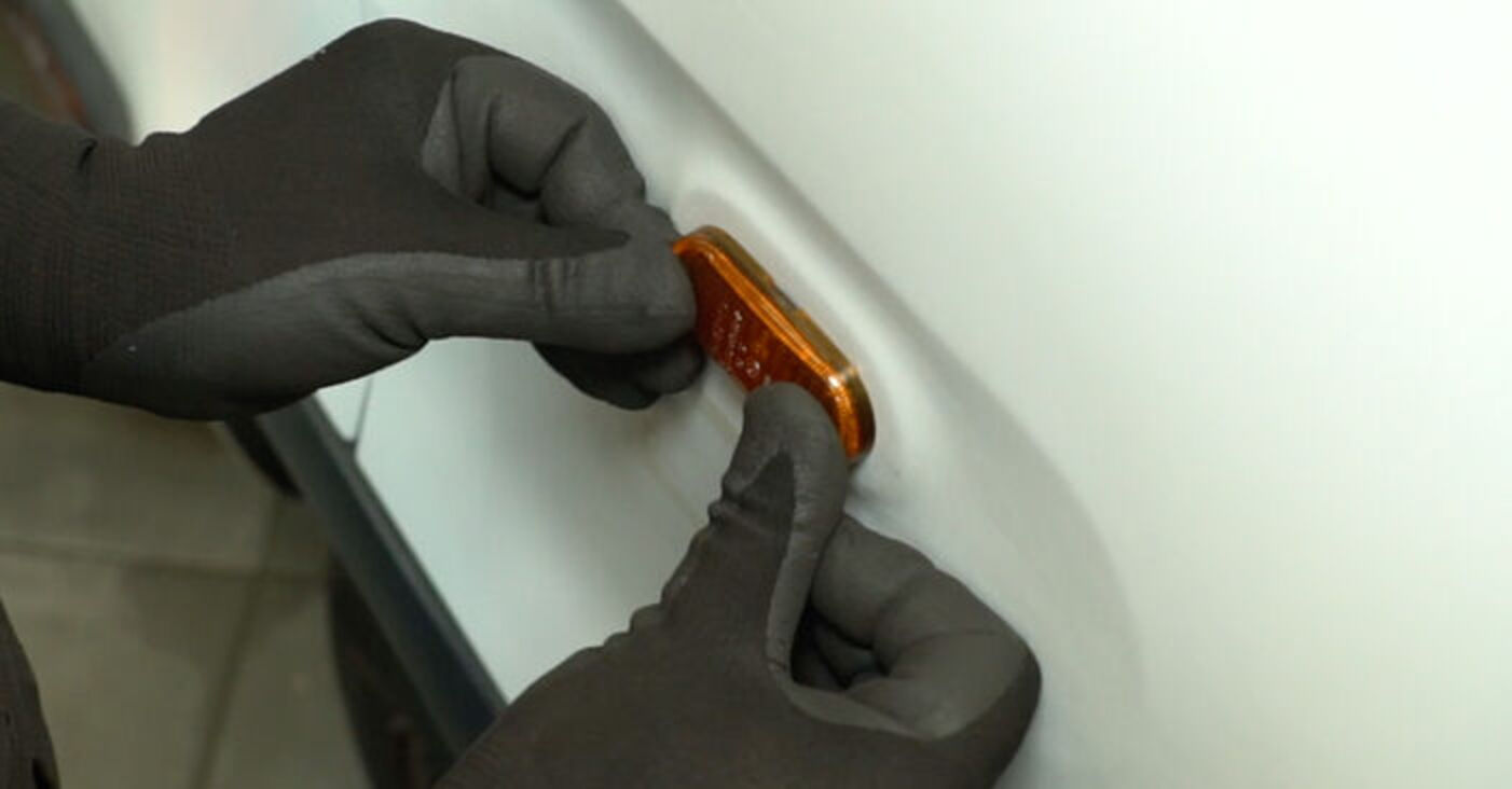 How to change auxiliary indicator on NISSAN Interstar Minibus (X70 ...