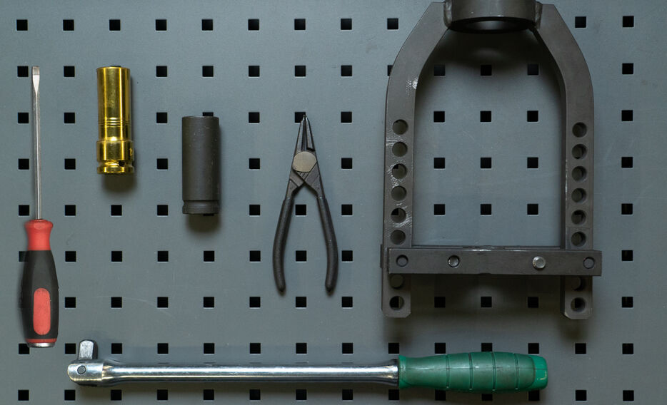 How to change CV joint on a car – replacement tutorial